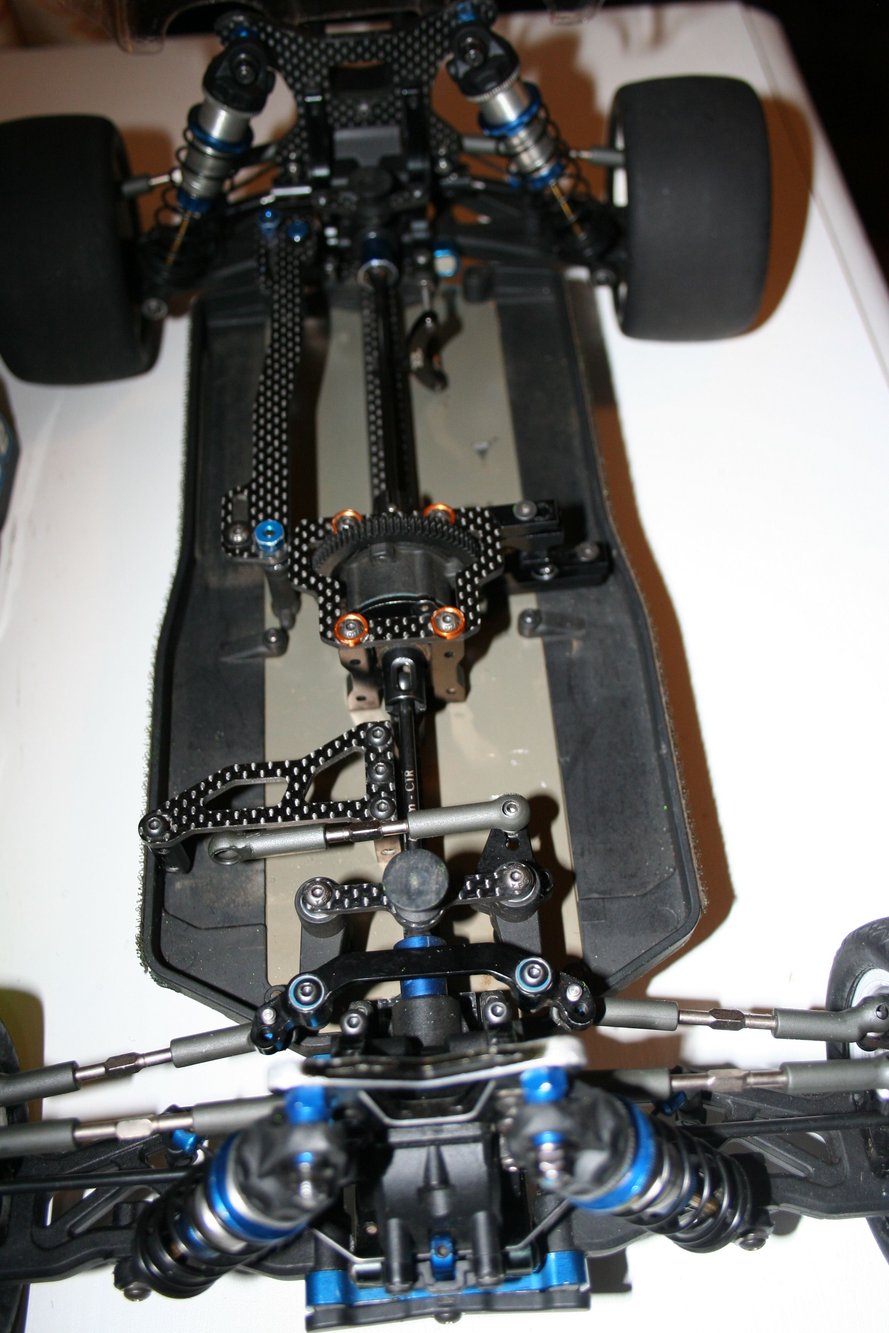 Team Associated B7.4D 4WD Roller/RDRP Upgrades - R/C Tech Forums