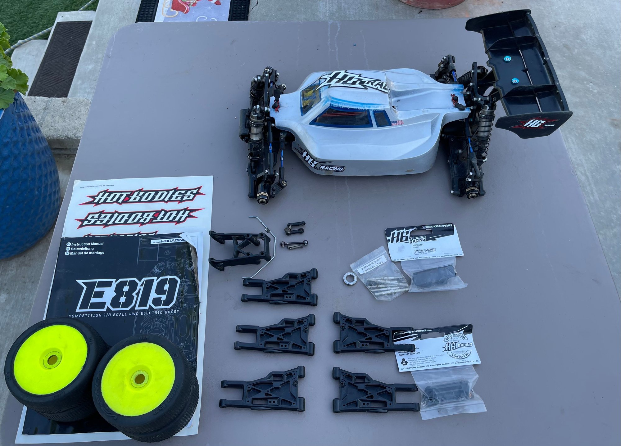 Hot Bodies E819 Roller/parts/servo. - R/C Tech Forums