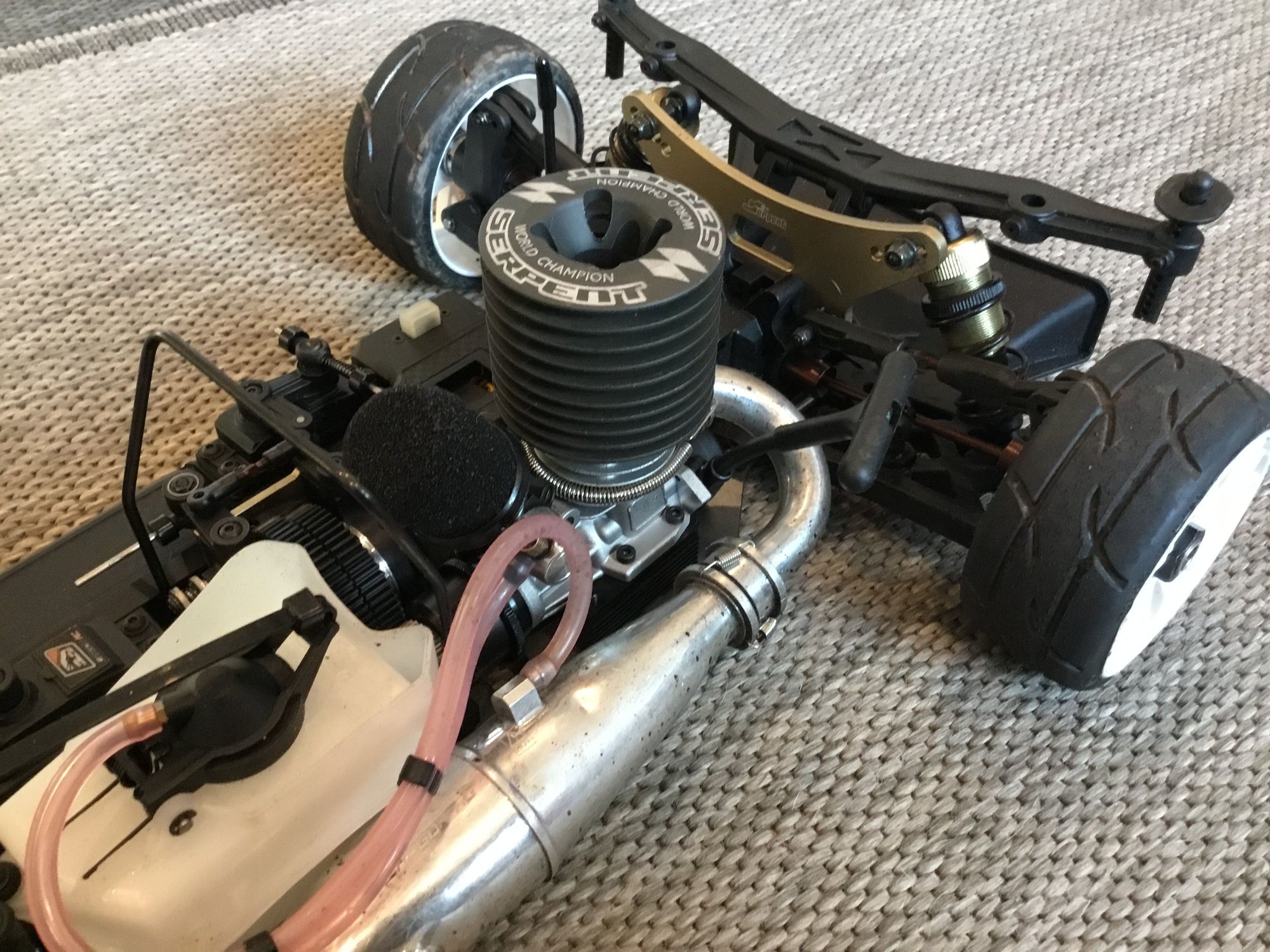 FS: SERPENT 1/8 SRX8GT ONROAD - READY TO RUN - R/C Tech Forums