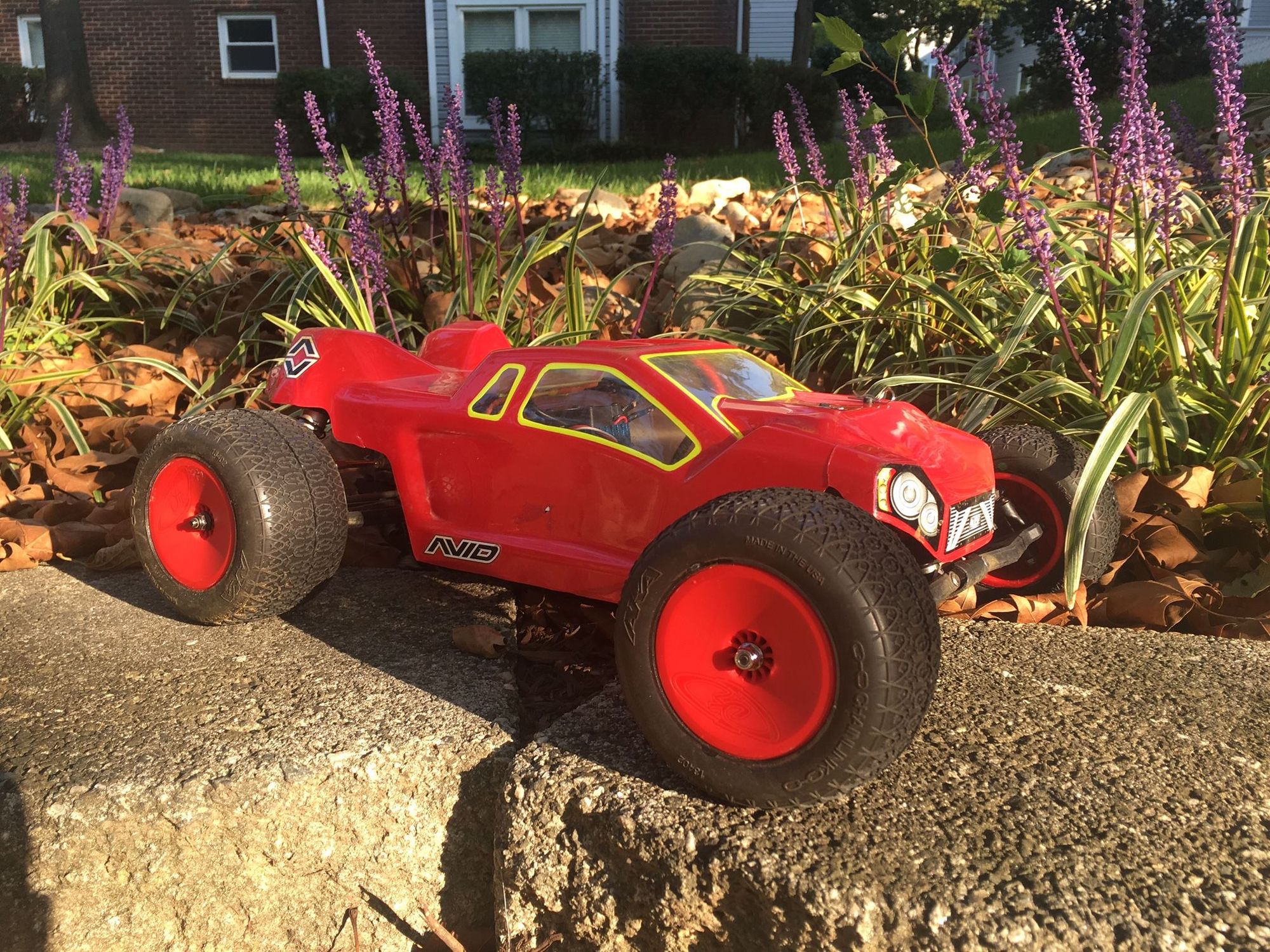 TLR Team Losi Racing 22T Stadium Truck RTR ARTR - R/C Tech Forums