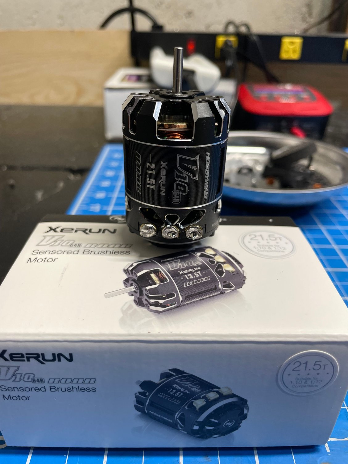 Hobbywing Xerun V10 G4R Competition Stock Brushless Motor (21.5T) (ROAR) - R/C Tech Forums