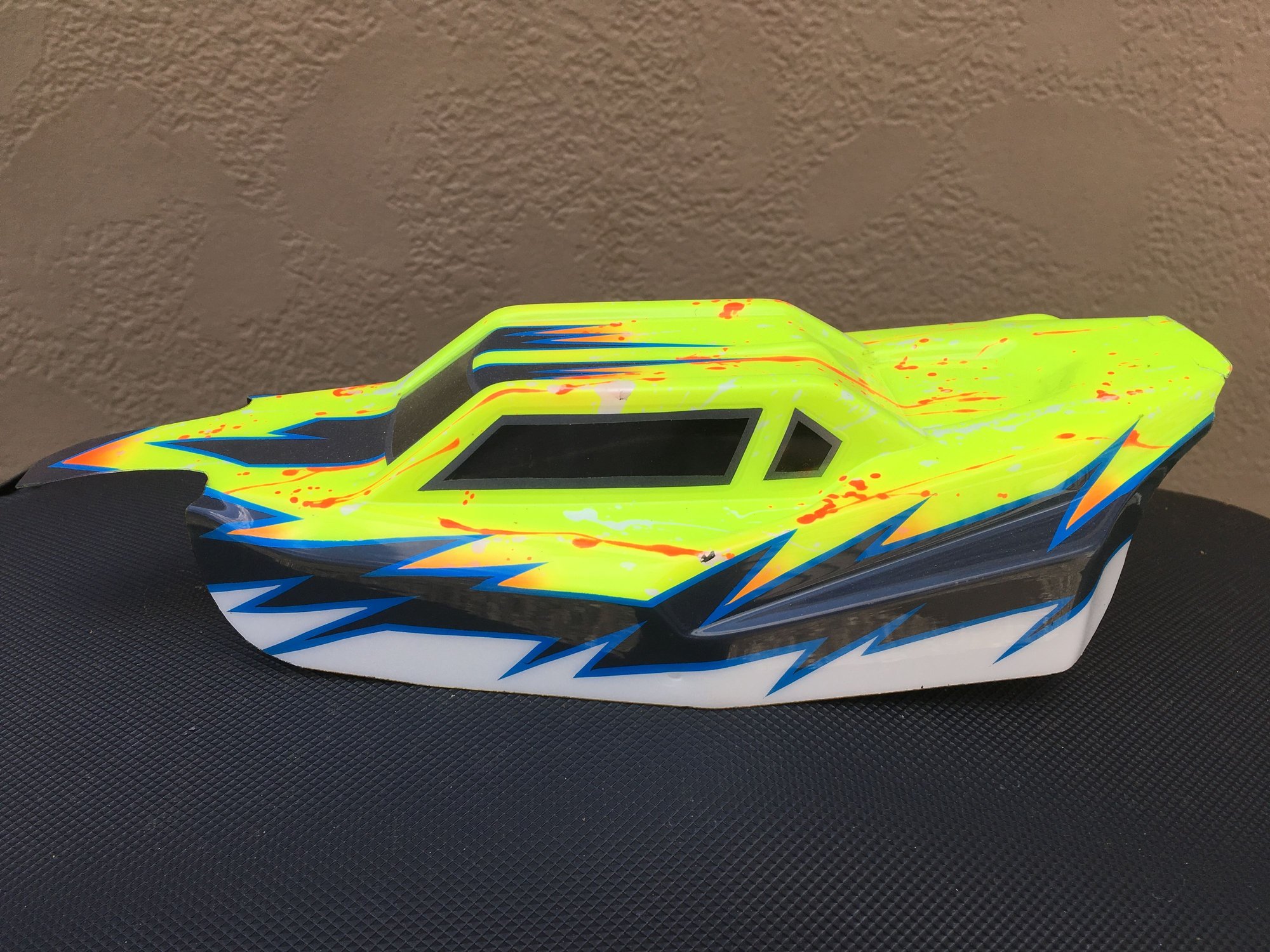Tlr 22 5.0 body - R/C Tech Forums