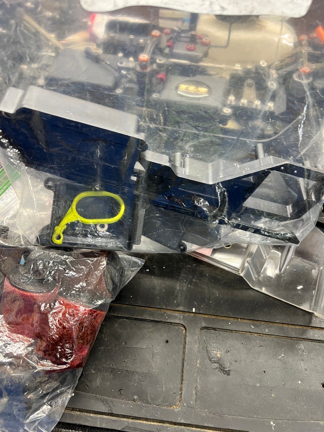 TLR 8ight 4.0 with 8X center diff setup - R/C Tech Forums