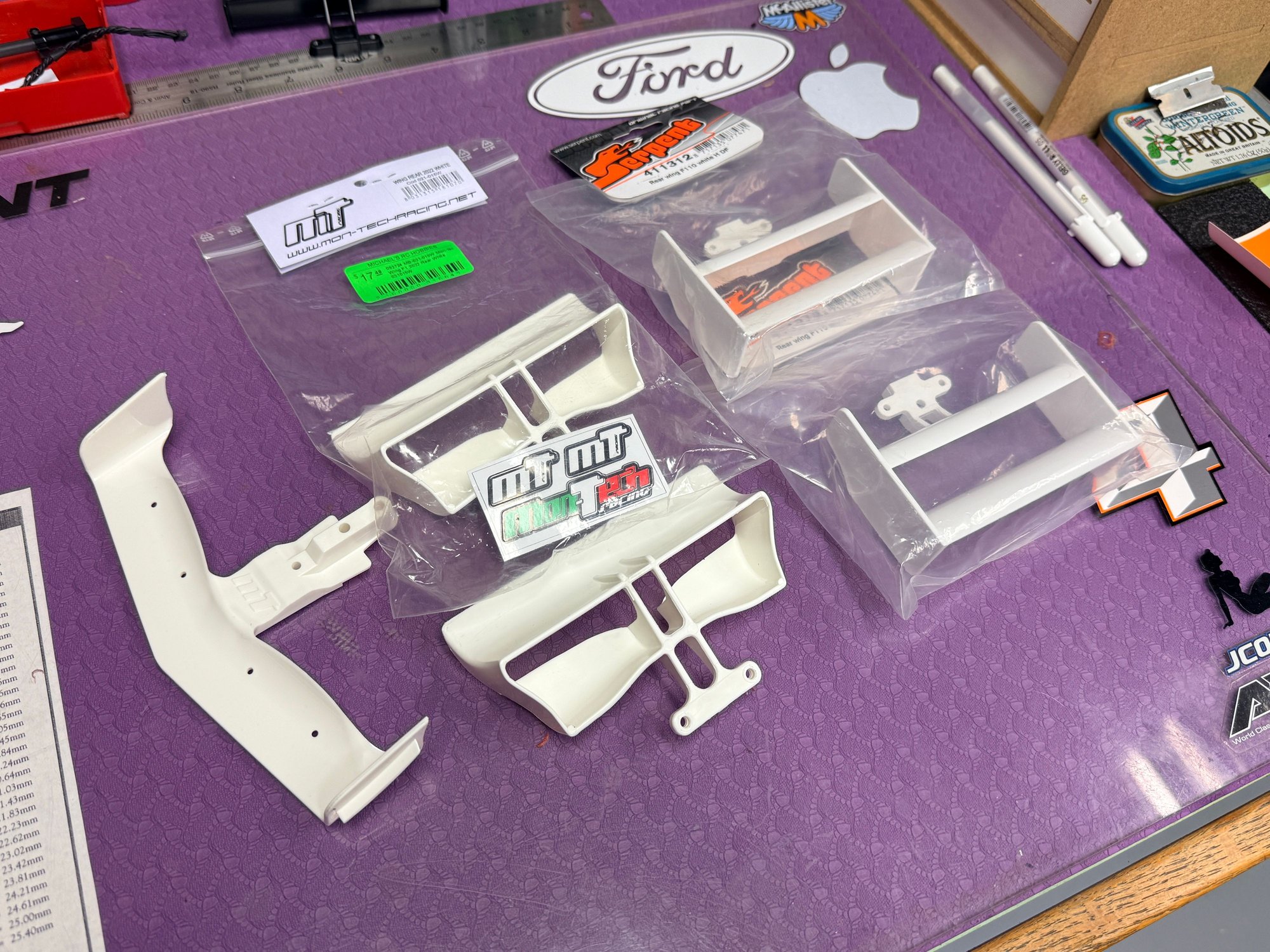 [FS] White F1 Front & Rear Wings - R/C Tech Forums