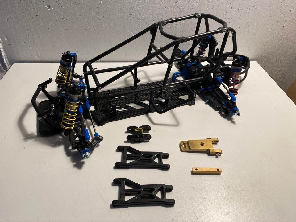 Customworks Outlaw 4 w Upgrades - R/C Tech Forums