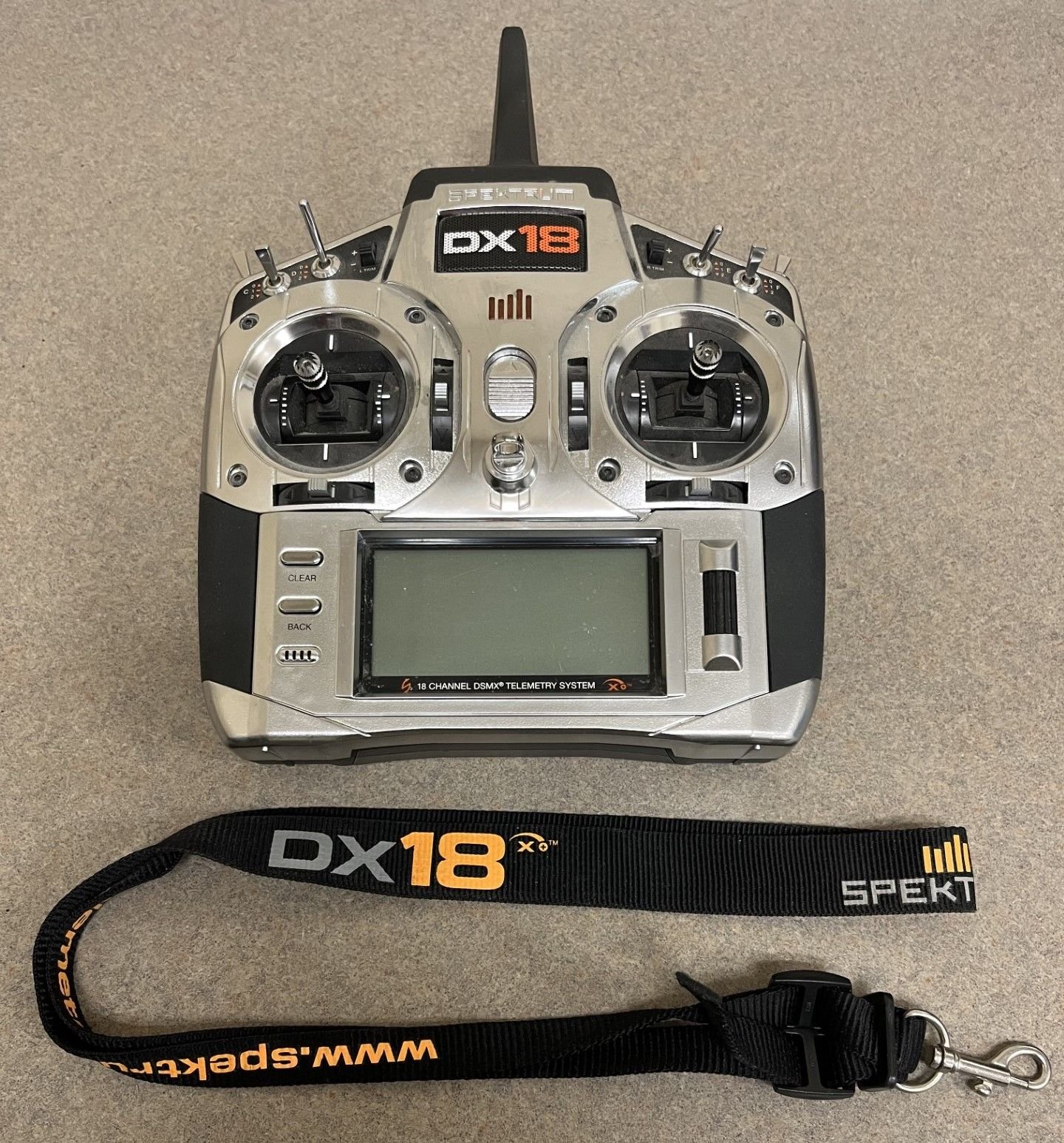 Nice Spektrum DX18 with neck strap - RCU Forums