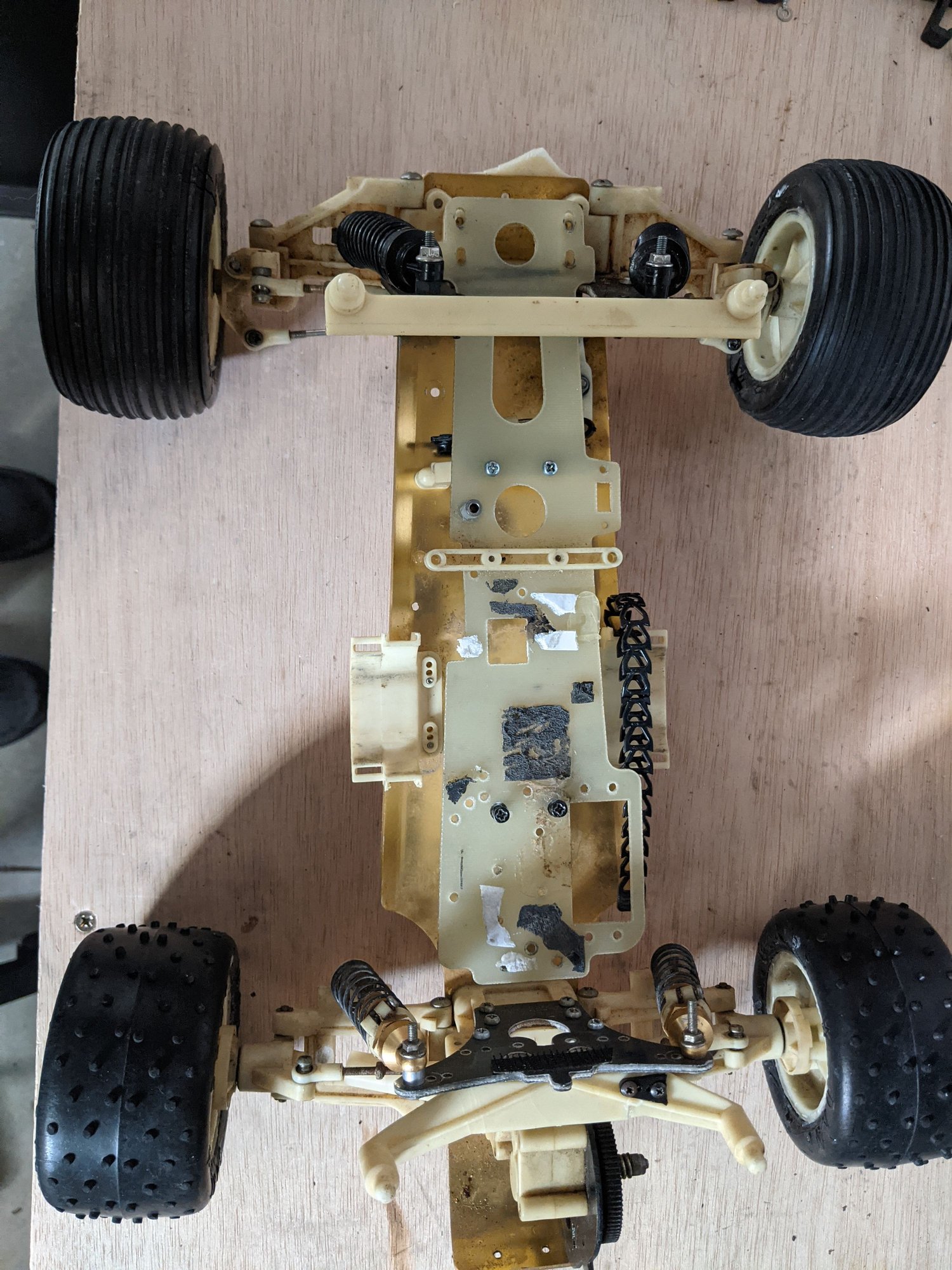 ID on Truck Chassis - RCU Forums