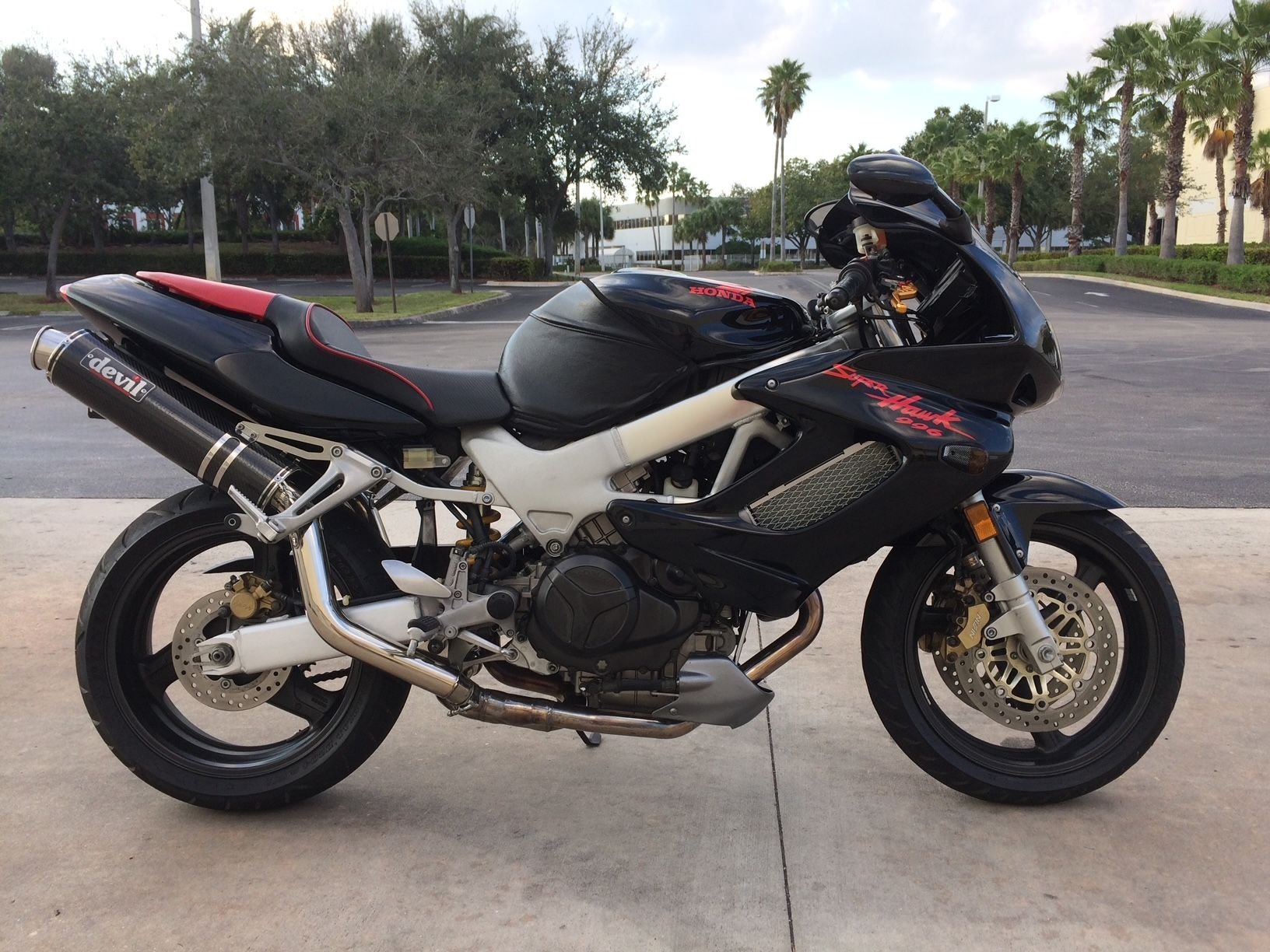 1998 VTR 1000 - SuperHawk Forum