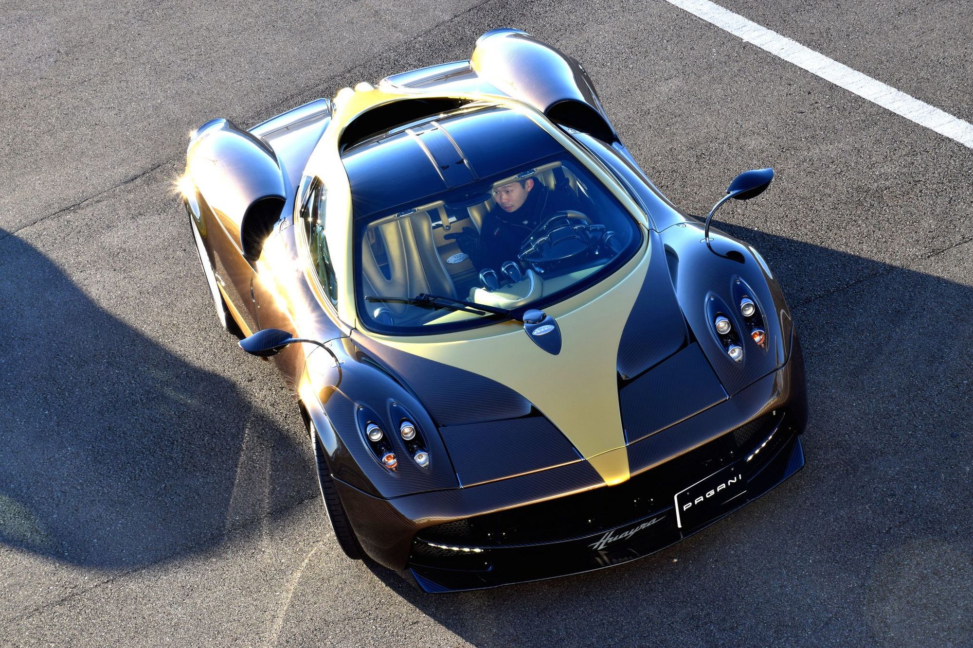 Pagani Huayra - Brown Carbon - Gold, Brown interior #76074 - Forum ...