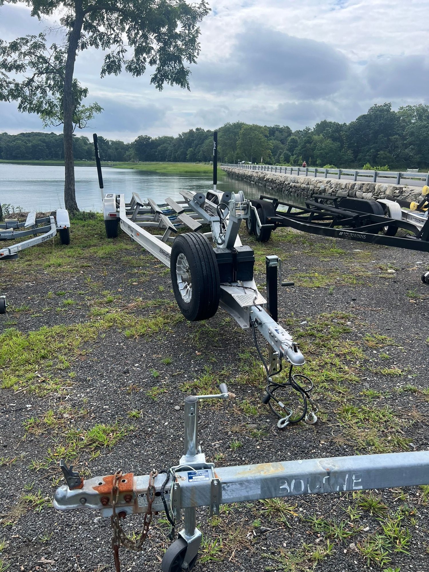 2021 12k Amera Trail Dual-Axle Trailer Set up for a Seavee 290B - The ...