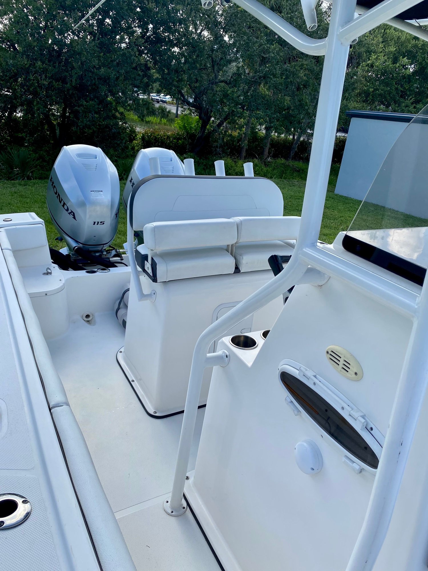The Hull Truth - Boating and Fishing Forum - 2017 Bimini center console ...