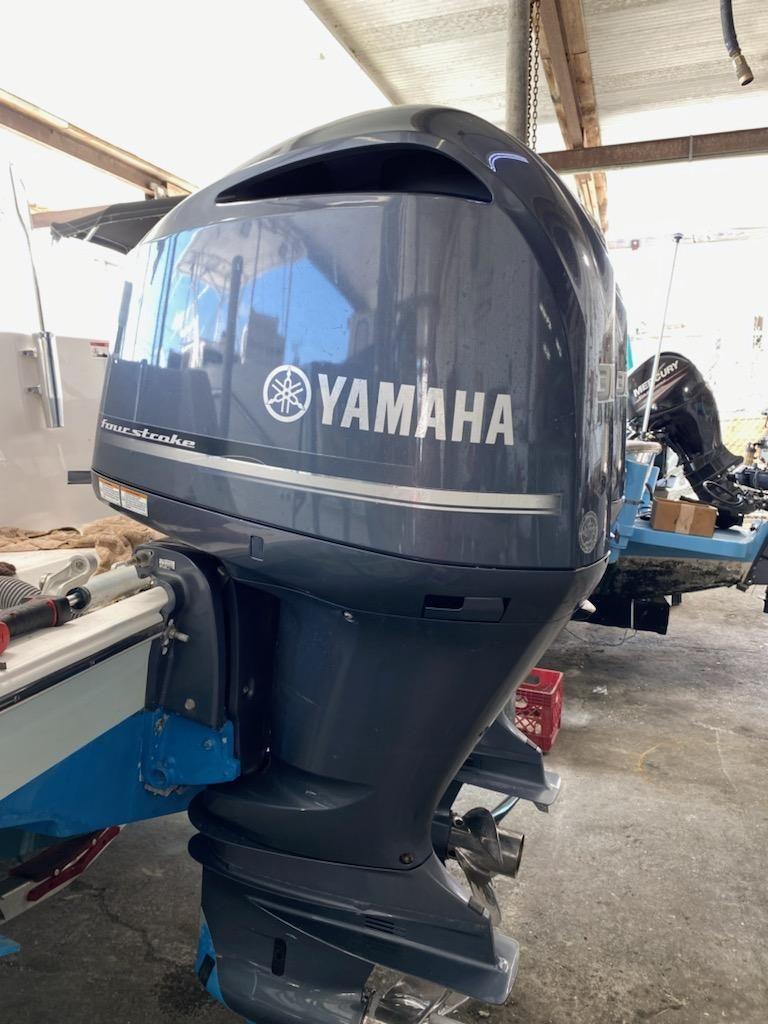 SOLD 2016 Yamaha 300 HP Outboard Pair 25 The Hull Truth, 50% OFF