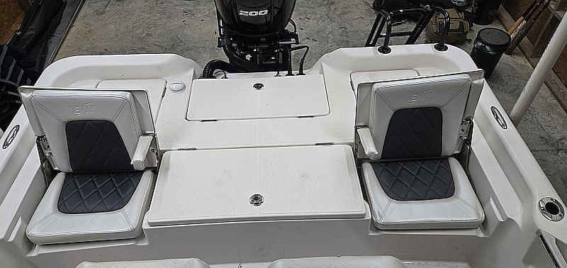 The Hull Truth - Boating and Fishing Forum - 2019 Blue Wave Pure Bay 2300