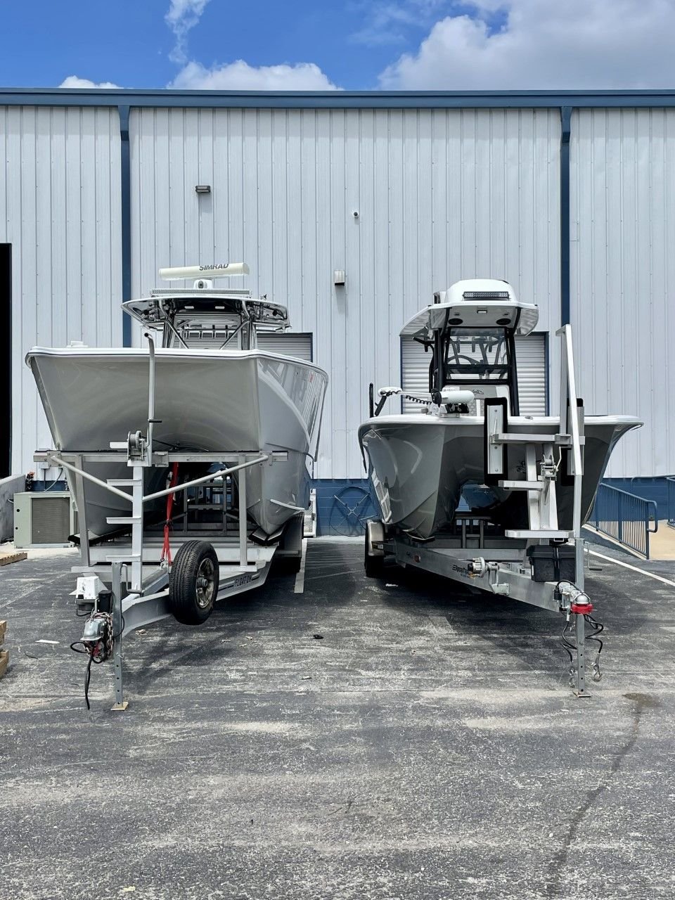 The Hull Truth - Boating and Fishing Forum - Calcutta 263 vs Costa 264