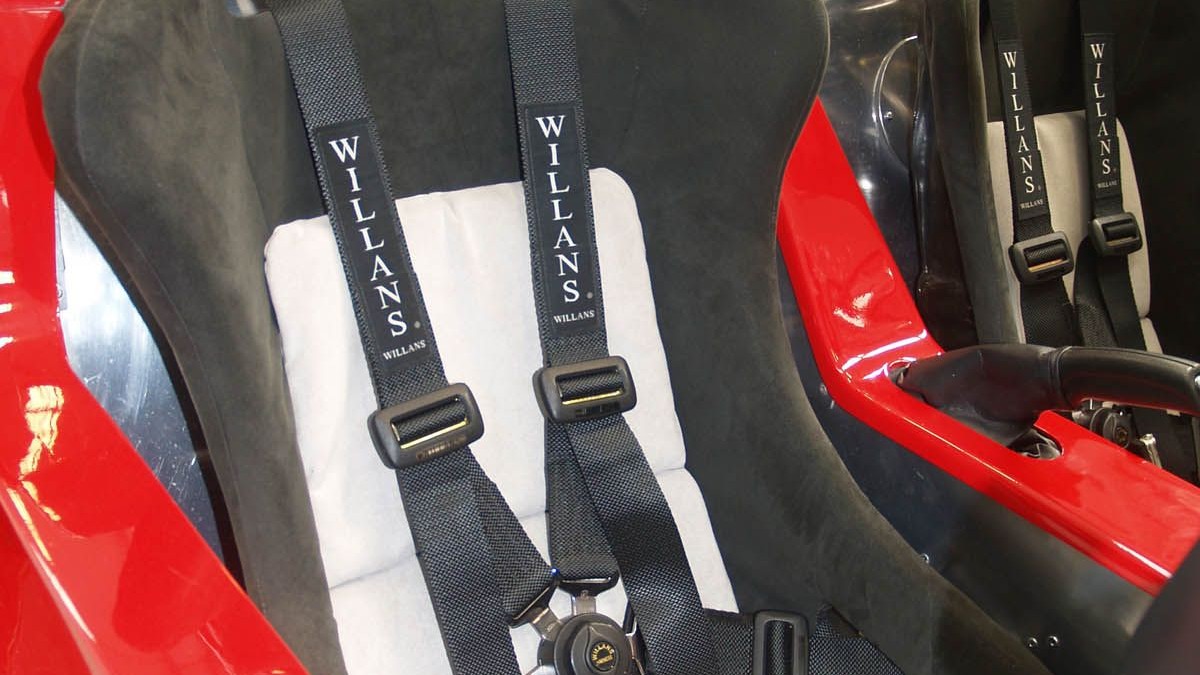 Jetstream SC250 roadster enters production