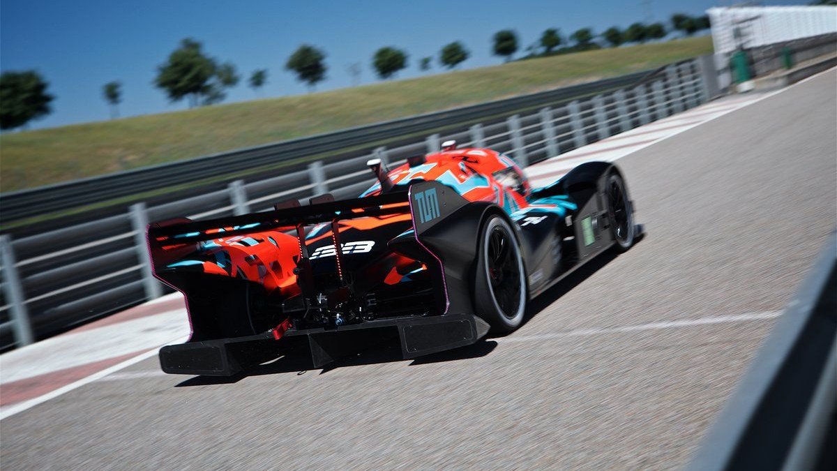 Roborace's DevBot 2.0 debuts, and it actually looks cool