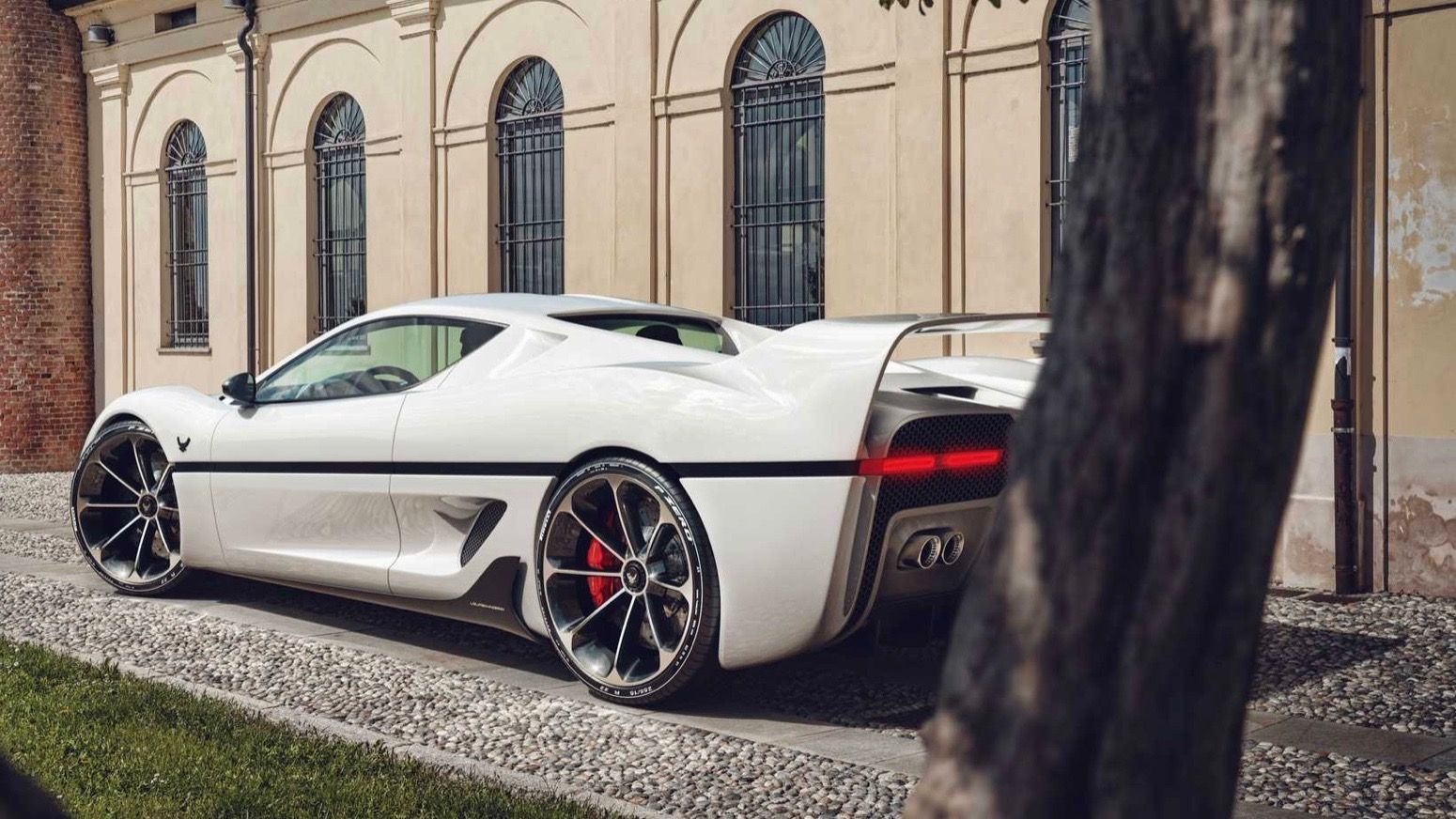 Dutch design firm imagines a modern Ferrari F50