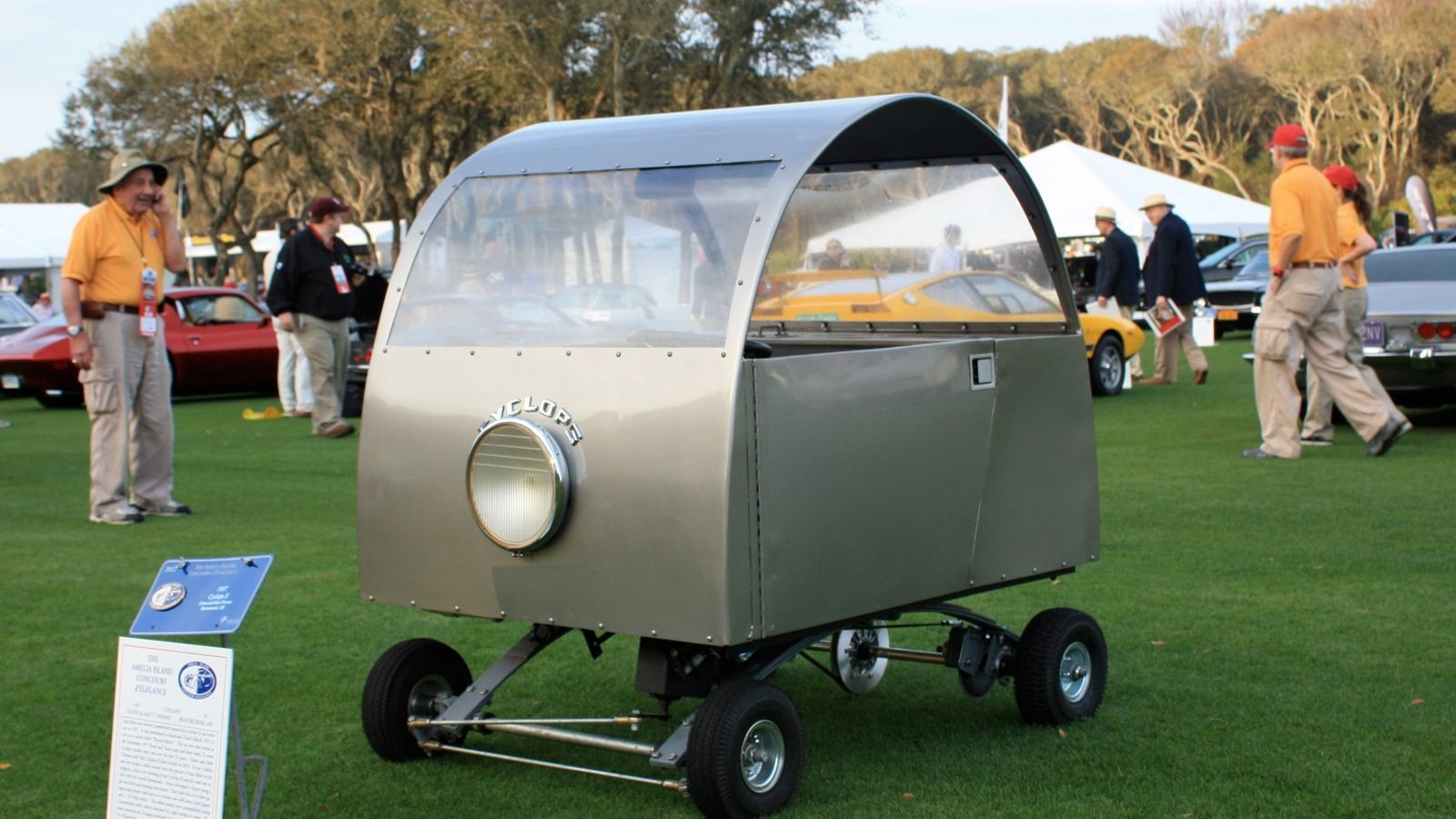 Tiny, Rare And Green: Cyclops II Shown At Amelia Island