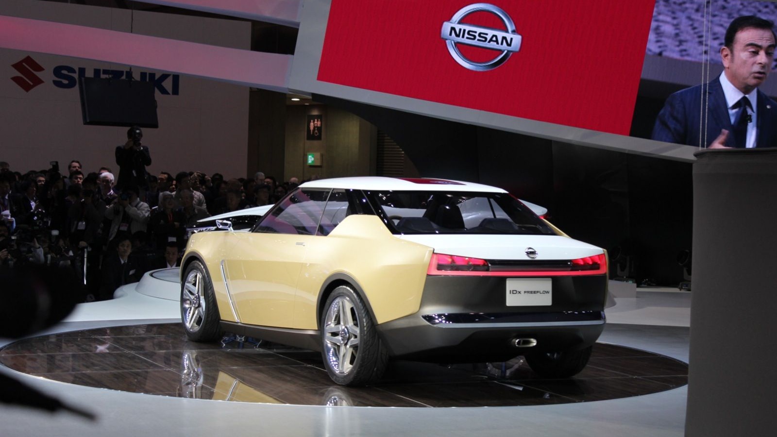 Nissan IDx Freeflow: Tokyo Star Makes Economy Cars Fun Again