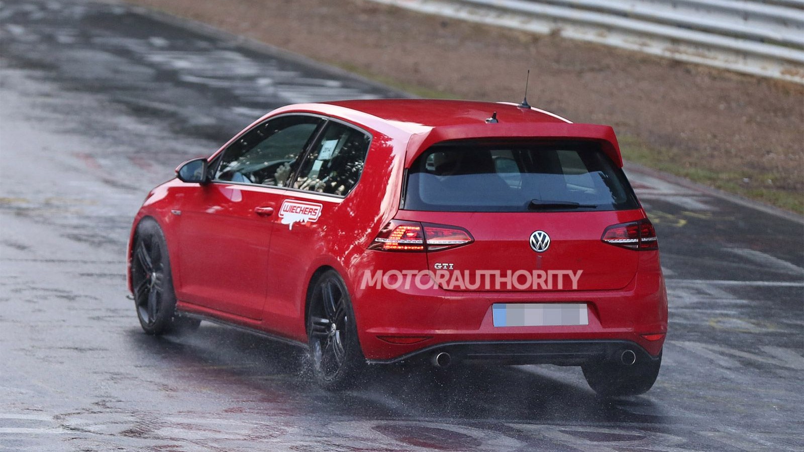 2015 Volkswagen GTI ‘Club Sport’ Spy Shots
