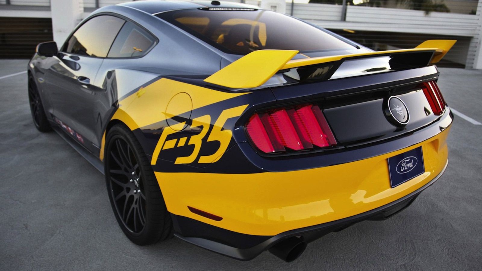 2015 Ford Mustang Inspired By F-35 Jet Revealed At 2014 EAA AirVenture