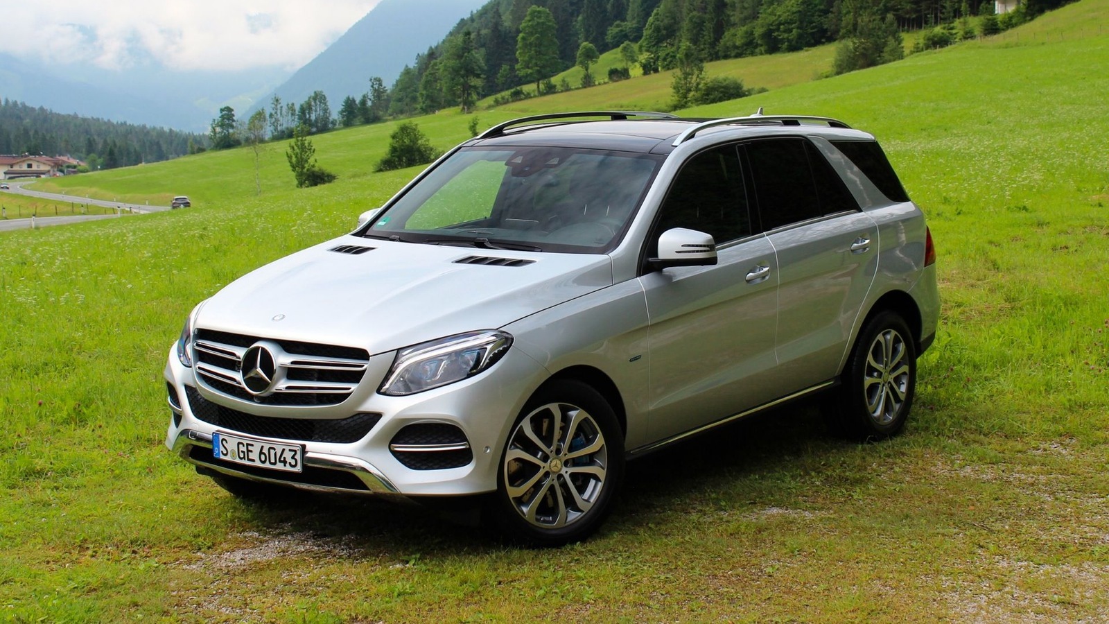 Mercedes-Benz GLE Class News - Green Car Photos, News, Reviews, and ...