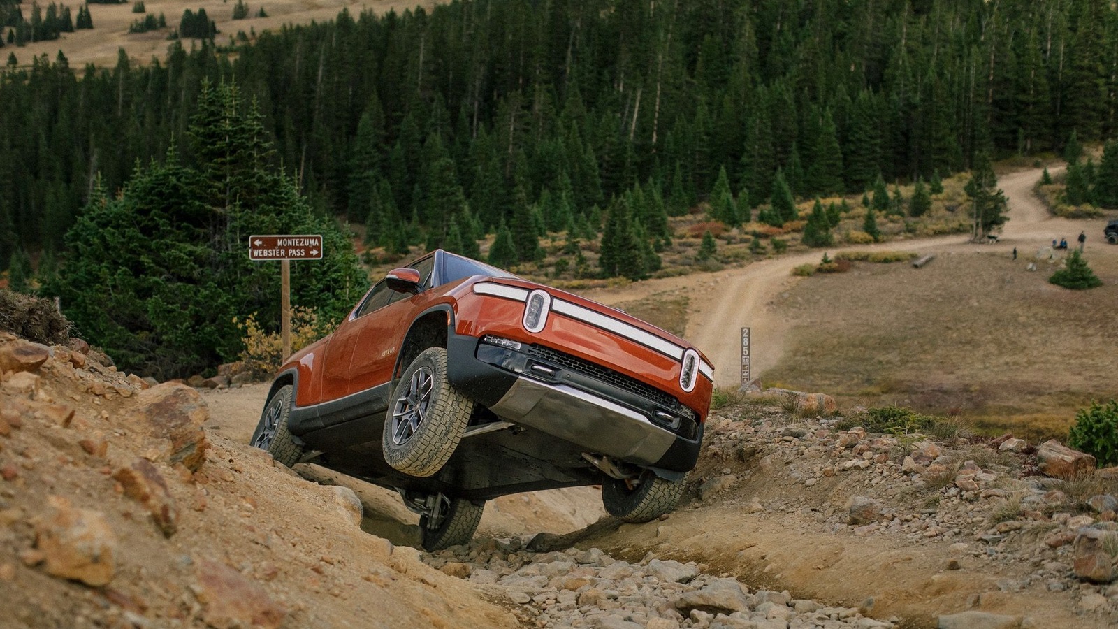 Land Rover Greens Up Savannah Safaris With All-Electric Defender