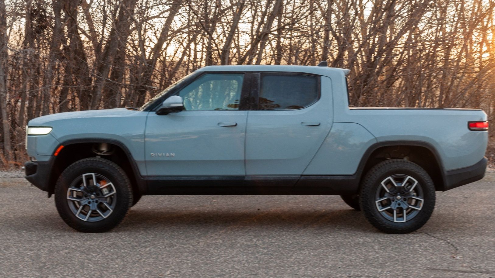 The Latest Car News, Spy Shots, Reviews, and Photos of Vehicles - Motor ...