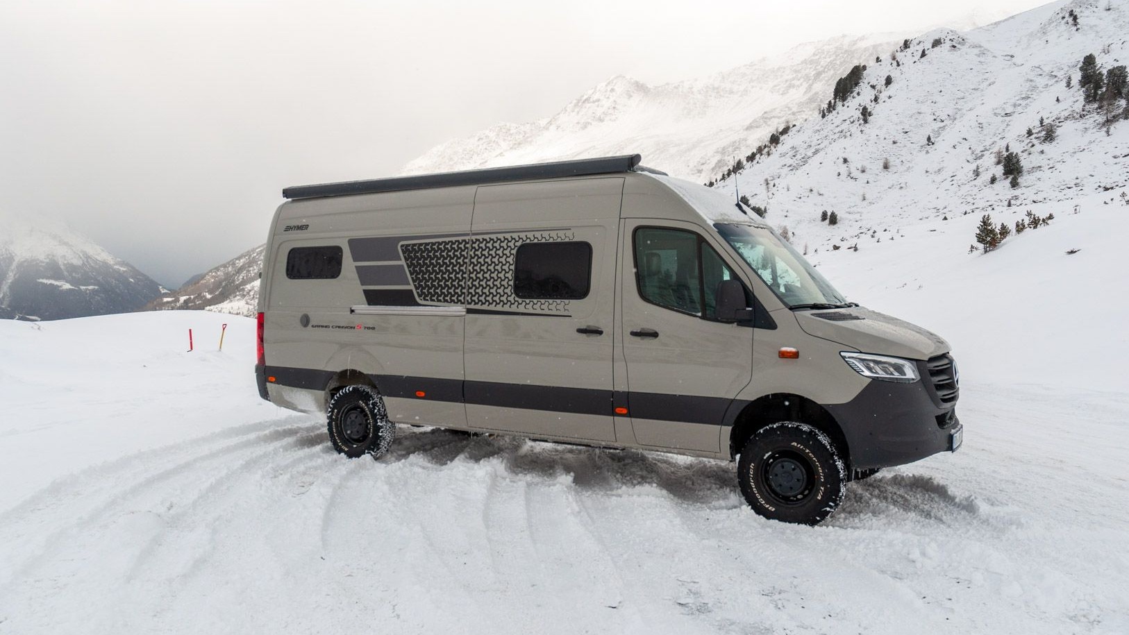 Review: Mercedes-Benz Sprinter RV levels up #VanLife