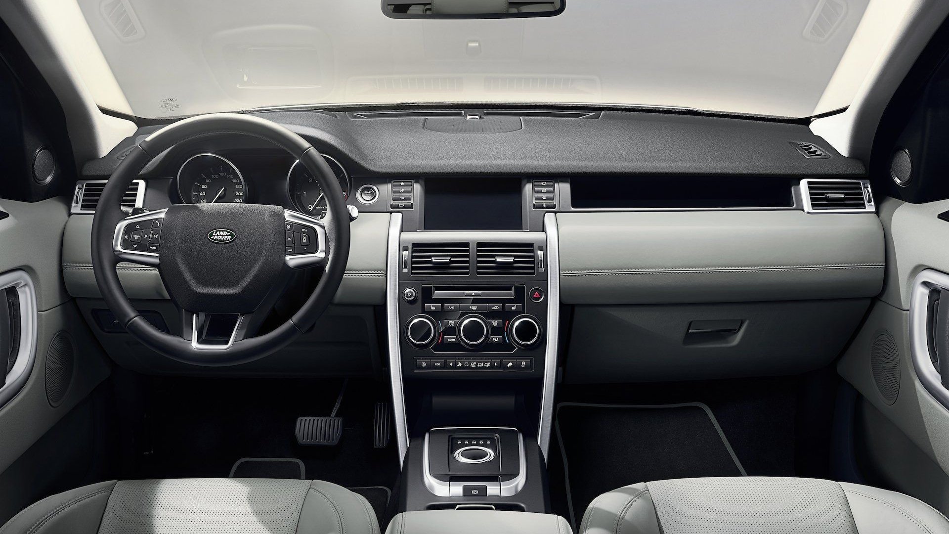 Land Rover Giving The Chance For Four People To Go Into Space: Video