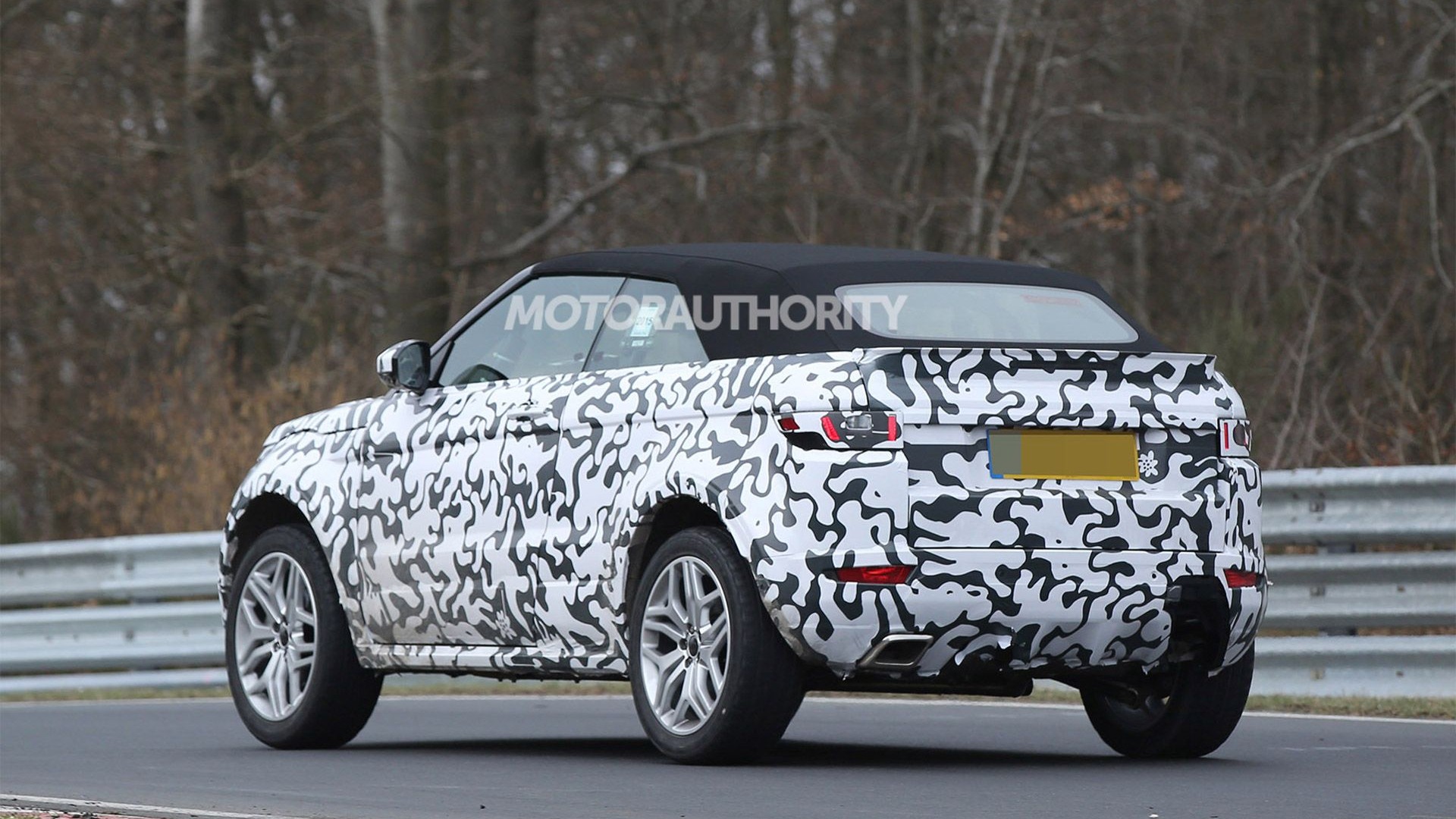 2016 Land Rover Range Rover Evoque Convertible Spy Shots
