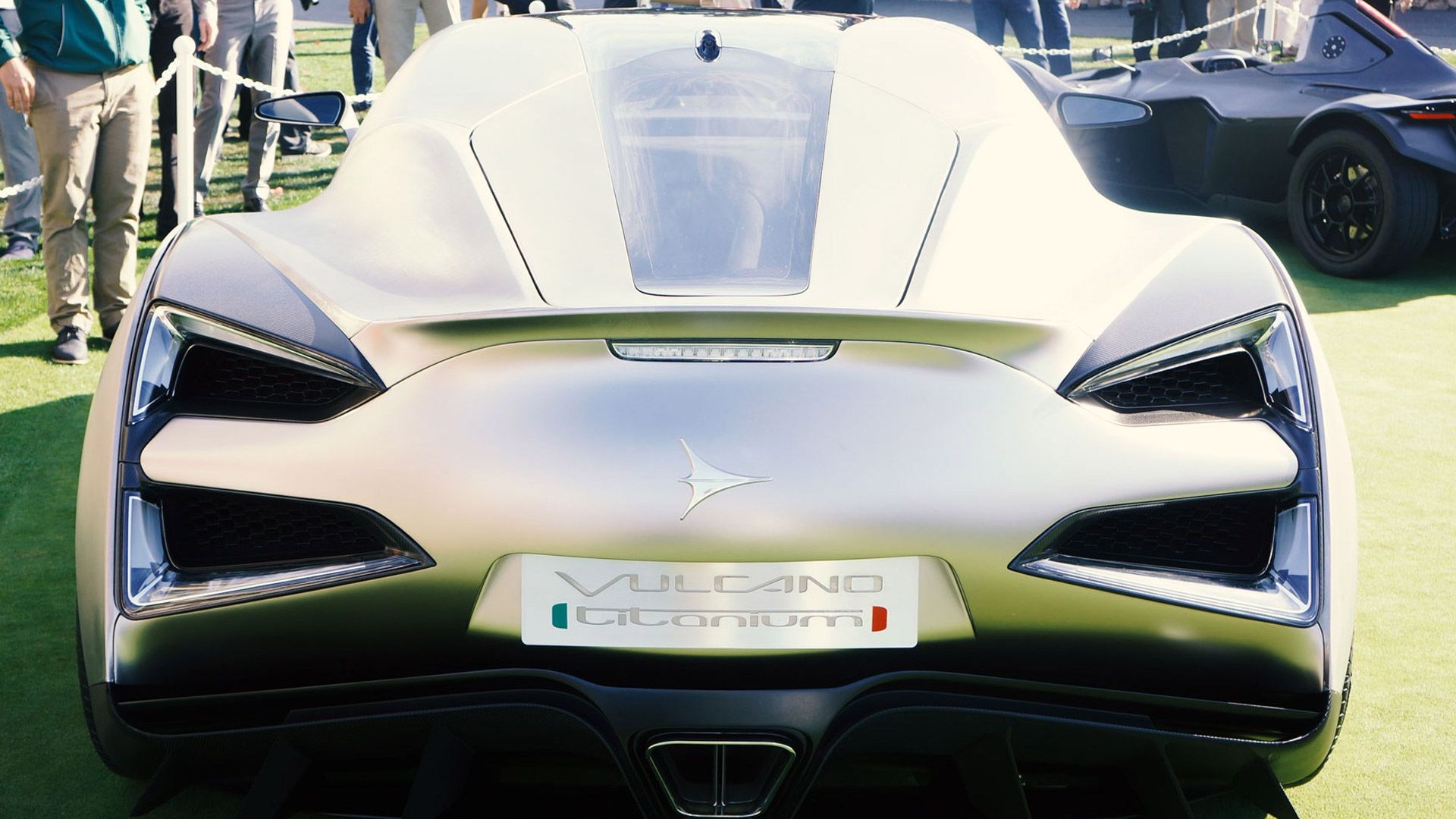 Icona Design Vulcano Titanium Mega Gallery