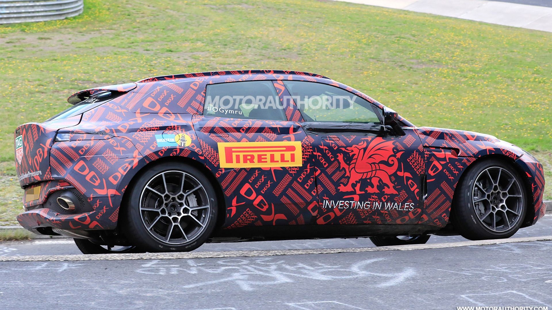 Aston Martin DBX confirmed with 542-horsepower V-8