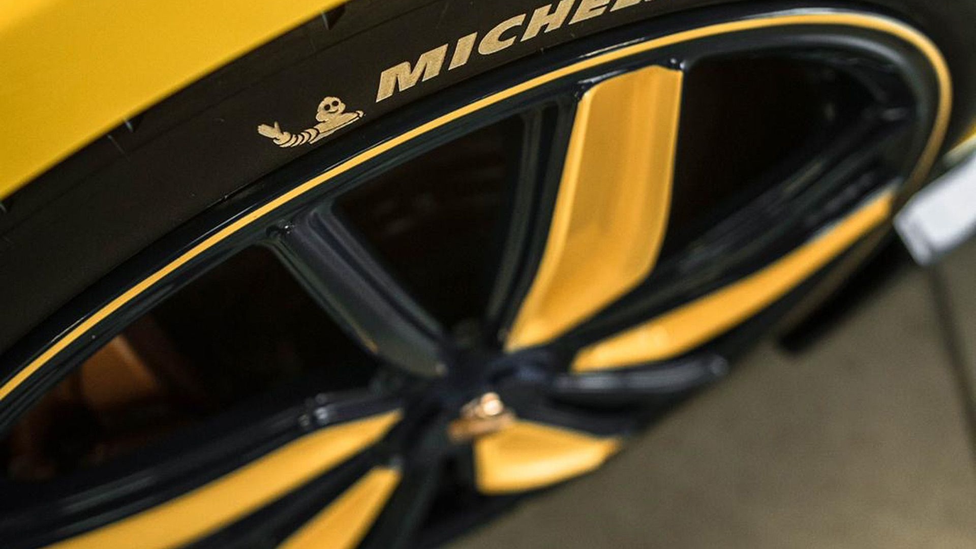 Engler FF is a quad bike with a 1,100-horsepower V-10