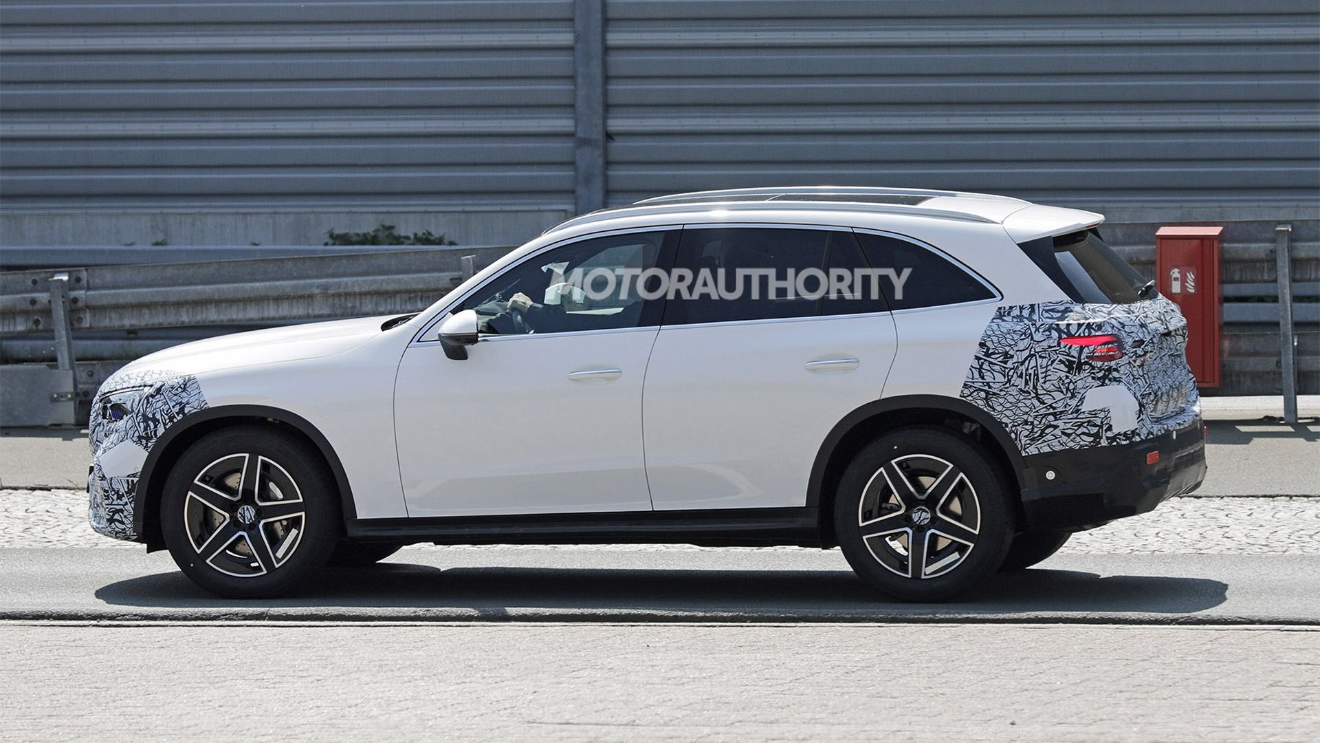 2023 Mercedes-Benz GLC-Class spy shots and video: Popular crossover ...