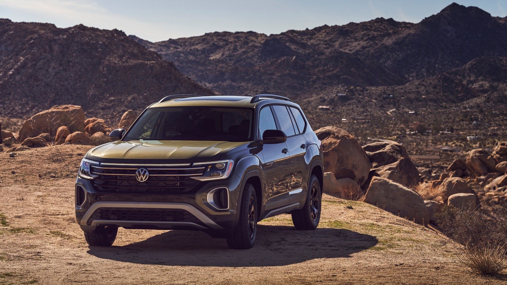 2026 Volkswagen Atlas caught on video