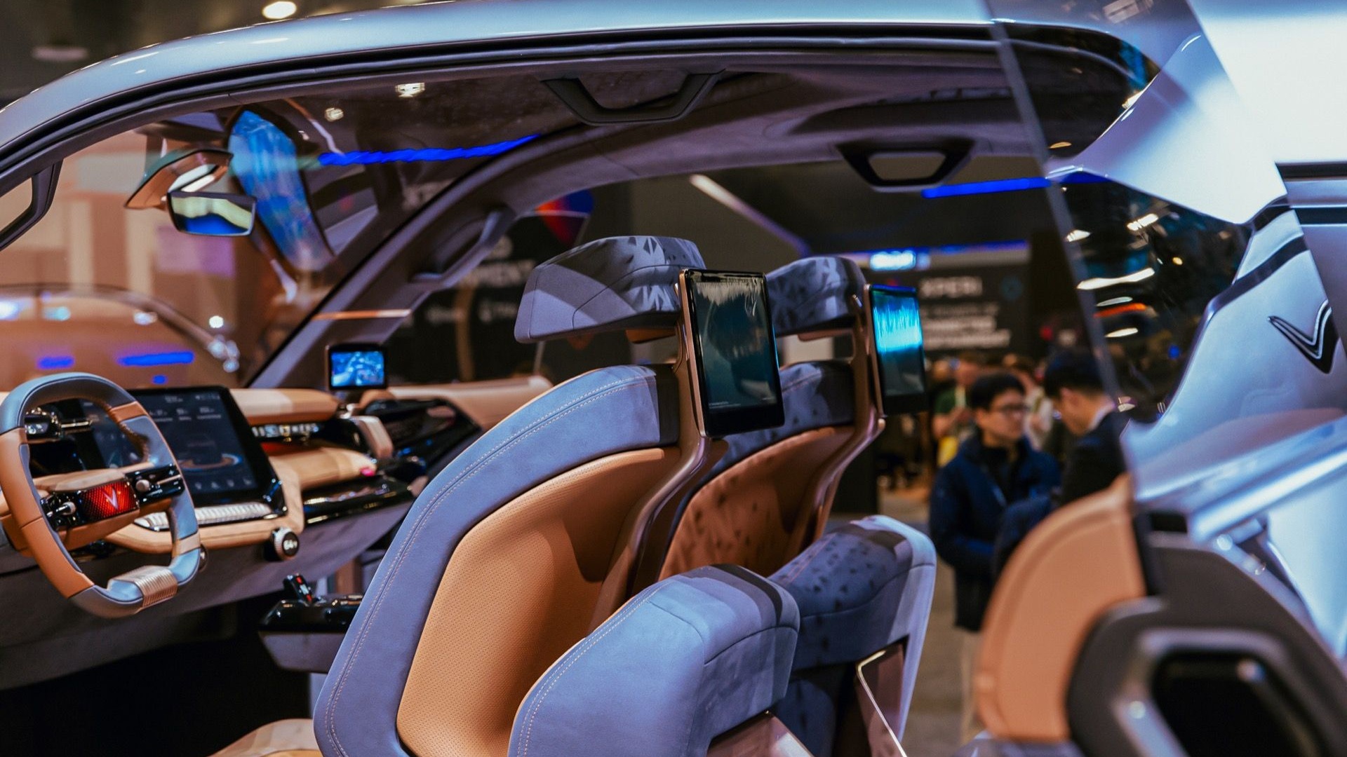 Vinfast EVs: Pickup concept, $20,000 VF 3 mini-SUV, e-bike all bow at CES