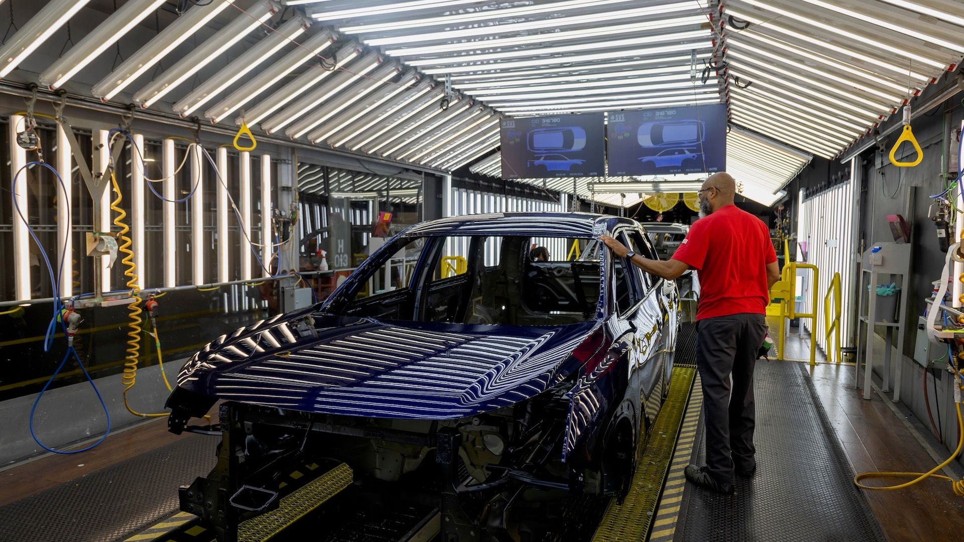 Nissan uses AI to check for paint flaws