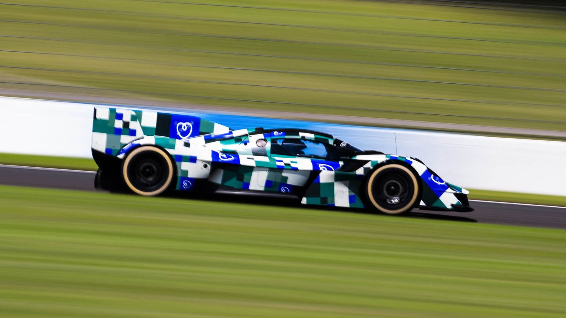 Aston Martin names first drivers for Valkyrie LMH race car