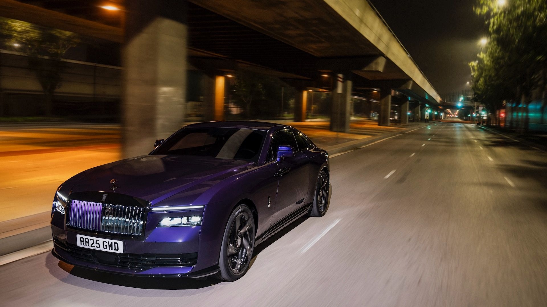 Rolls-Royce Spectre brings Black Badge into electric era