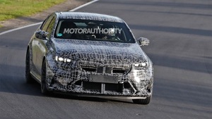 2025 BMW M5 spy shots and video: Hybrid power set for redesigned super ...