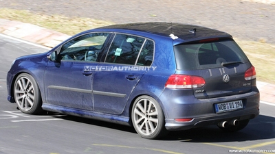 Spy shots: 2010 Volkswagen Golf R20