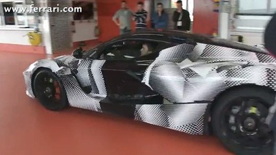 Fernando Alonso Continues To Fine-Tune The LaFerrari: Video