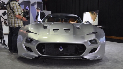 VLF unveils Dodge Viper-based Force 1 supercar in Detroit