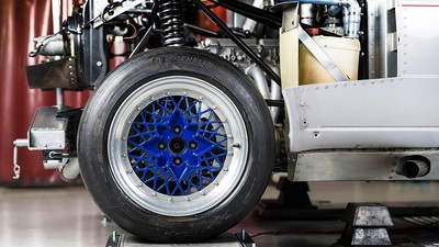 Meet the crazy twin-engine Golf that VW used for its last Pikes Peak ...