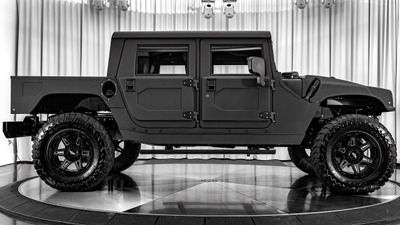 Mil-Spec Hummer H1 Launch Edition #007 is a baja-ready luxury pickup