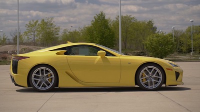 Pearl Yellow 2012 Lexus LFA with 72 miles sells for $808,000 on Bring A ...