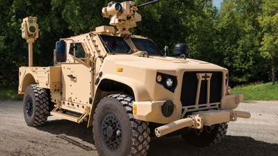 Oshkosh eJLTV: Humvee successor gets electrified