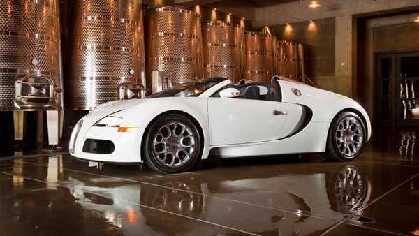 Beyonce Buys Jay-Z Bugatti Veyron For 41st Birthday