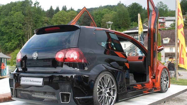 VW GTI Performance and R36 Passat Variant at Wörthersee